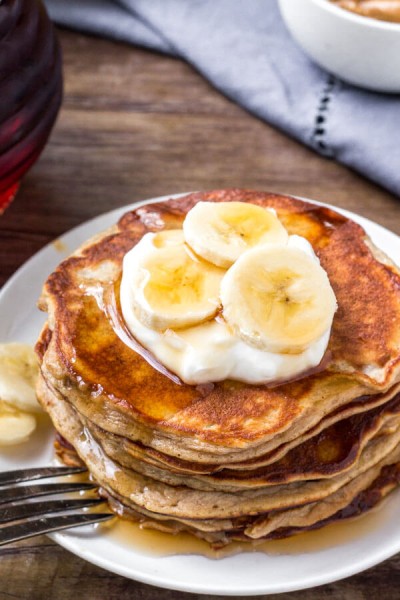 10-Minute Peanut Butter Banana Pancakes - Just so Tasty