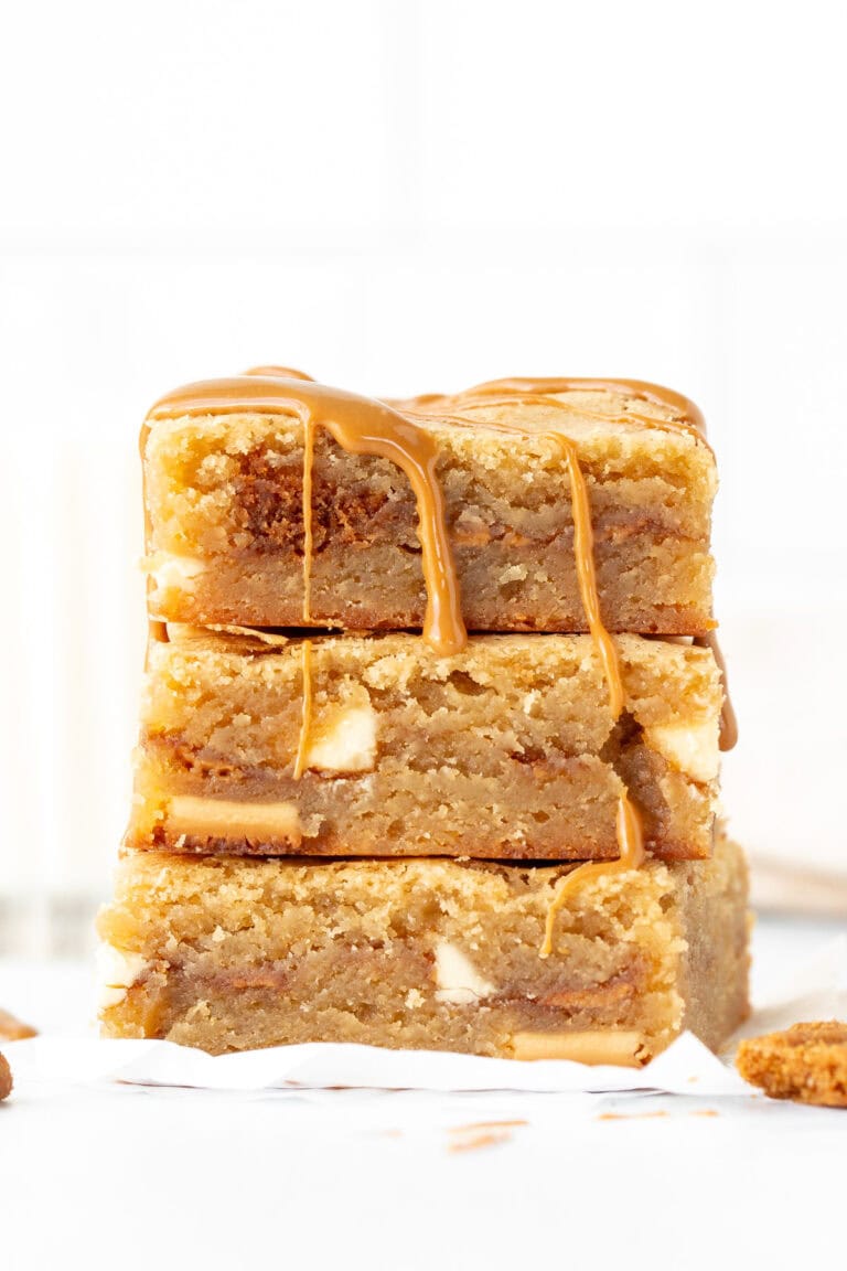 Biscoff Blondies - Just so Tasty